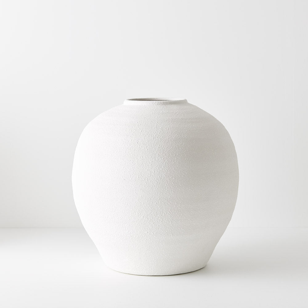 Baila Pot White Small 38cm — Flora Designs Australia